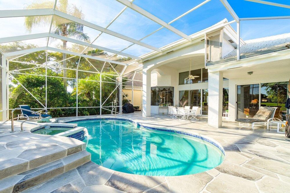 LENI STUDIO - Palm Beach Gardens, Florida - Property Management - Phone ...