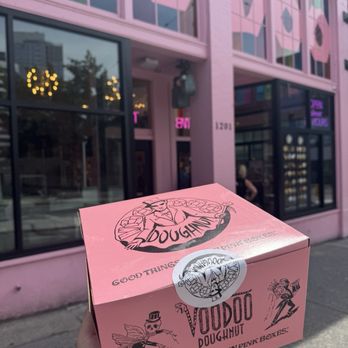 VOODOO DOUGHNUT - Updated August 2025 - 343 Photos & 93 Reviews - 1201 ...