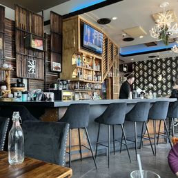 EDELWEISS PIZZA PUB PASTRIES - Updated December 2025 - 492 Photos & 226 ...