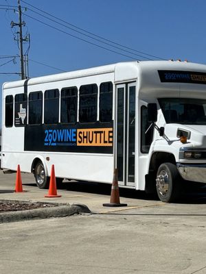290 WINE SHUTTLE - Updated January 2026 - 11 Photos & 128 Reviews - 308 ...