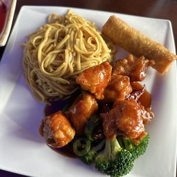 SAKURA BISTRO - Updated October 2025 - 152 Photos & 81 Reviews - 13774 ...