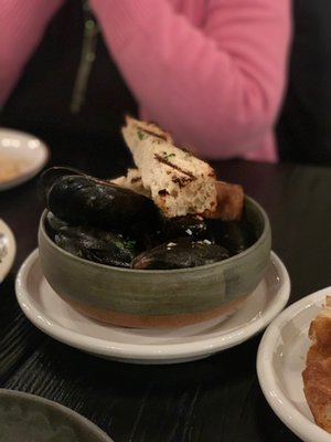 FOX AND CROW BISTRO - 22 Photos & 19 Reviews - 302 Watson St, Ripon ...