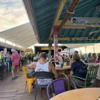 DOCKSIDE BAR AND GRILL - Updated July 2025 - 69 Photos & 87 Reviews ...