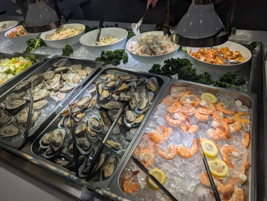 QUEEN BUFFET - Updated October 2025 - 58 Photos & 11 Reviews - 5209 E ...