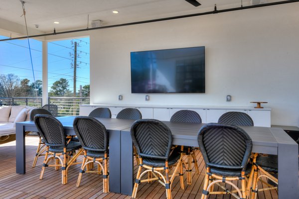 SUMMER HOUSE REALTY - Updated October 2025 - 29 Photos - 2735 ...