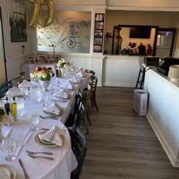 CHRIS & TONYS RESTAURANT & LOUNGE - Updated August 2025 - 417 Photos ...