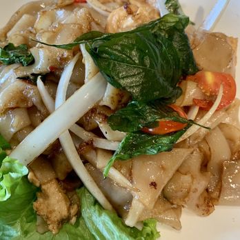 SOUL THAI KITCHEN & BAR - 92 Photos & 38 Reviews - 6035 Wilson Blvd ...