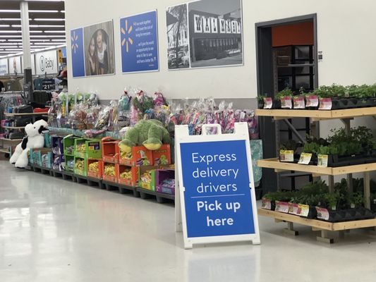 WALMART - Updated March 2025 - 19 Photos & 17 Reviews - 150 Gold Star ...