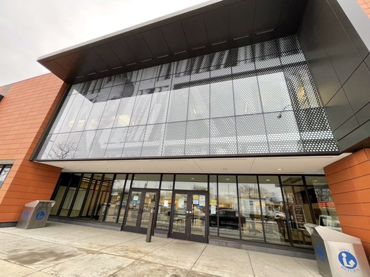 WOODSON REGIONAL, CHICAGO PUBLIC LIBRARY - Updated December 2025 - 26 ...