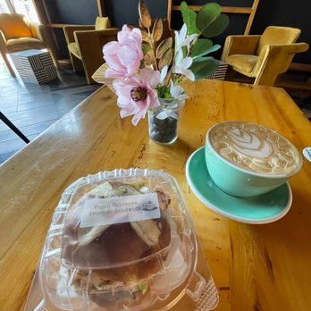 RESERVA COFFEE ROASTERS - Updated December 2025 - 24 Photos & 11 ...