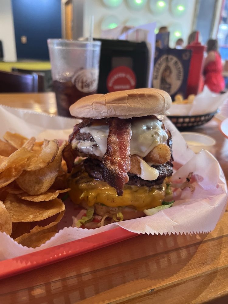 GRINDERS WEST - Updated June 2025 - 128 Photos & 128 Reviews - 415 E ...