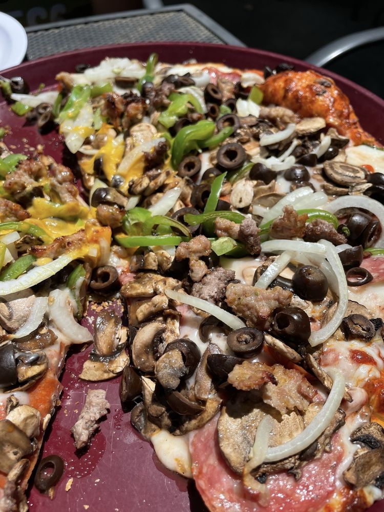 VILLAGE HOST PIZZA & GRILL - Updated July 2025 - 67 Photos & 147 ...