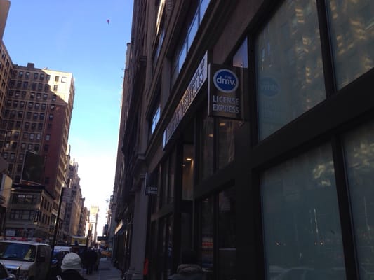 LICENSE EXPRESS - Updated May 2024 - 44 Photos & 367 Reviews - 145 W ...