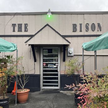 THE BISON ON MAIN - Updated January 2026 - 87 Photos & 116 Verified ...