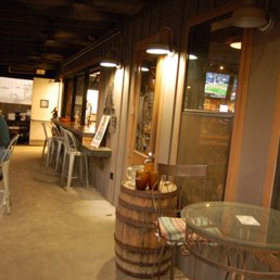 THE TIPSY OAK - Updated August 2025 - 966 Photos & 952 Reviews - 301 E ...