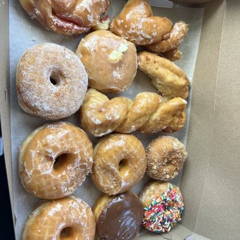 ROCKLIN DONUTS & CINNAMON - Updated May 2024 - Yelp