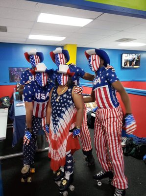 KATE’S SKATING RINKS - 106 Photos & 58 Reviews - 14500 E Independence ...