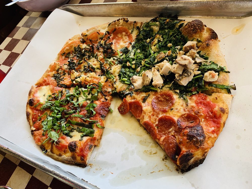 TOMATOES APIZZA - 135 Photos & 237 Reviews - 24369 Halsted Rd ...