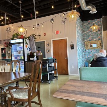 WILDFLOWER CAFÉ - 123 Photos & 77 Reviews - 1306 E 11th St, Tulsa ...