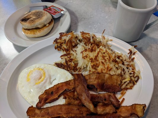 RED WHEEL RESTAURANT - Updated October 2025 - 57 Photos & 56 Reviews ...