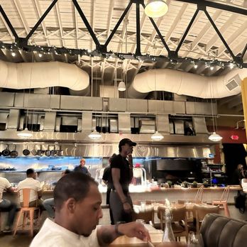 MARCUS BAR & GRILLE - Updated May 2024 - 855 Photos & 271 Reviews - 525 ...