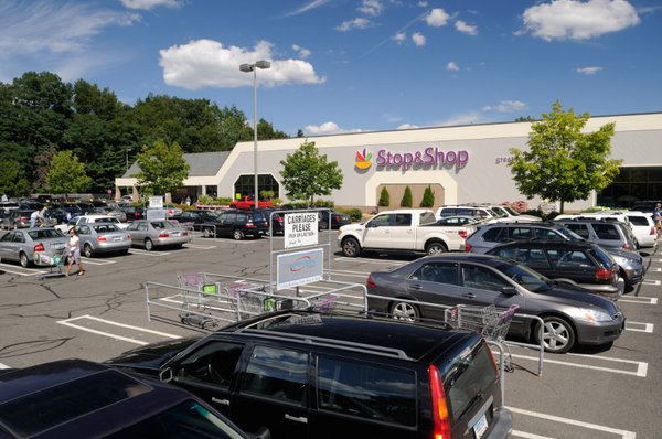 SIMSBURY COMMONS - Updated July 2025 - 17 Photos - 498-540 Bushy Hill ...