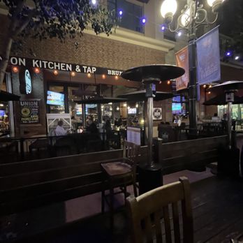 UNION KITCHEN AND TAP GASLAMP - 1229 Photos & 1324 Reviews - 333 5th ...