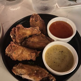 HUE BOSTON - Updated January 2026 - 202 Photos & 87 Reviews - 90 Exeter ...