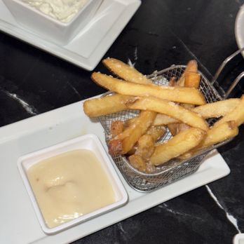 RUBYS & ROSES RESTAURANT - Updated March 2025 - 1322 Photos & 522 ...