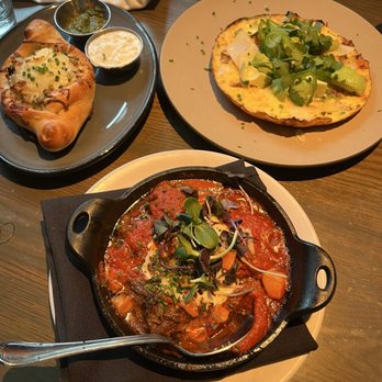 ABA - Updated May 2025 - 4560 Photos & 1805 Reviews - 302 N Green St ...