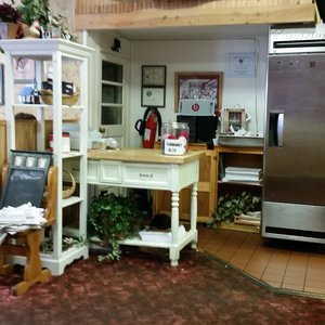 MIDDLETON DINER - Updated July 2024 - 16 Photos & 36 Reviews - 125 N ...