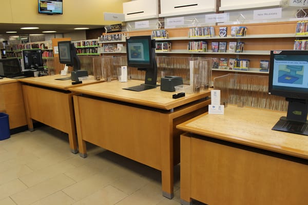 DEERFIELD PUBLIC LIBRARY - Updated July 2025 - 27 Photos & 30 Reviews ...