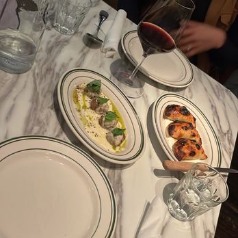 RENZO - Updated October 2024 - 148 Photos & 115 Reviews - 384 Huger St ...