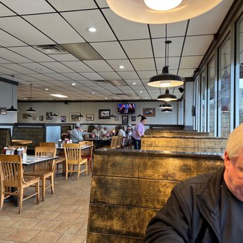 HAPPY HAWG BBQ HIRAM - Updated August 2024 - 87 Photos & 185 Reviews ...