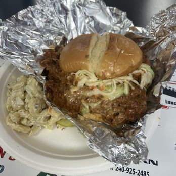 SHOWTIME DELI - Updated September 2025 - 49 Photos & 76 Reviews - 21719 ...