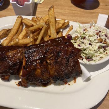 BLUE 32 SPORTS GRILL - Updated August 2024 - 298 Photos & 605 Reviews ...