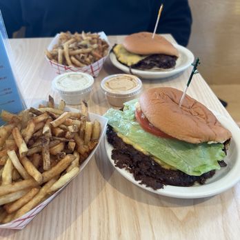 SEXTON’S BURGER BAR - Updated February 2025 - 117 Photos & 63 Reviews ...