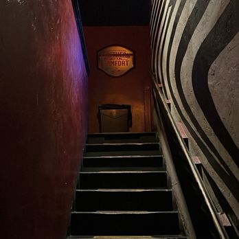 LOST WEEKEND - Updated January 2026 - 162 Photos & 374 Reviews - 218 ...