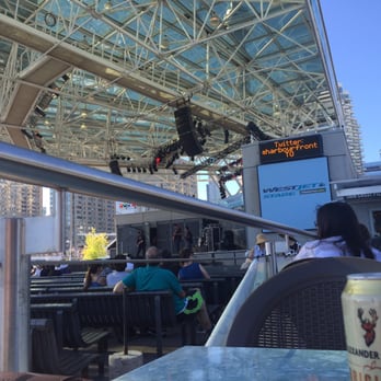LOCAL LAKESIDE PATIO - Updated May 2026 - 13 Reviews - 235 Queens Quay ...