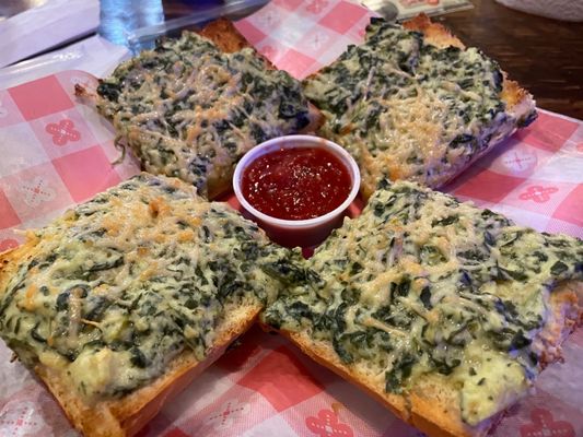 SAUCY’S PIZZERIA-HIGH RIDGE - Updated December 2024 - 1630 Gravois Rd ...