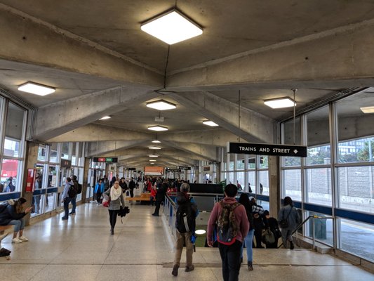 FINCH SUBWAY STATION - Updated December 2025 - 24 Photos & 20 Reviews ...