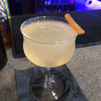 COCTELERIA PERLA NEGRA - Updated January 2026 - 50 Photos & 27 Reviews ...