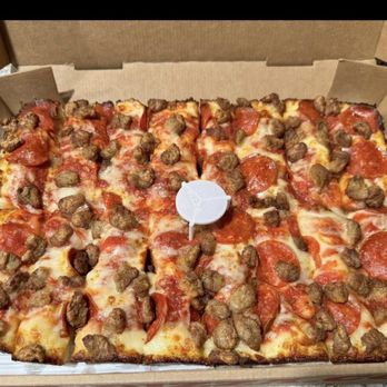 JET’S PIZZA - Updated November 2025 - 25 Photos - 4909 Outer Loop ...