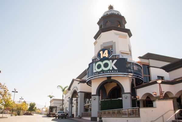 LOOK DINE-IN CINEMAS - Updated January 2026 - 193 Photos & 401 Reviews ...