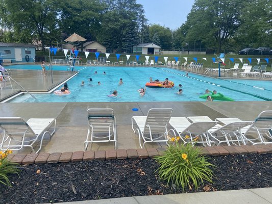 PARK COLONY SWIM CLUB - Updated December 2025 - 15600 Goddard Rd, Allen ...