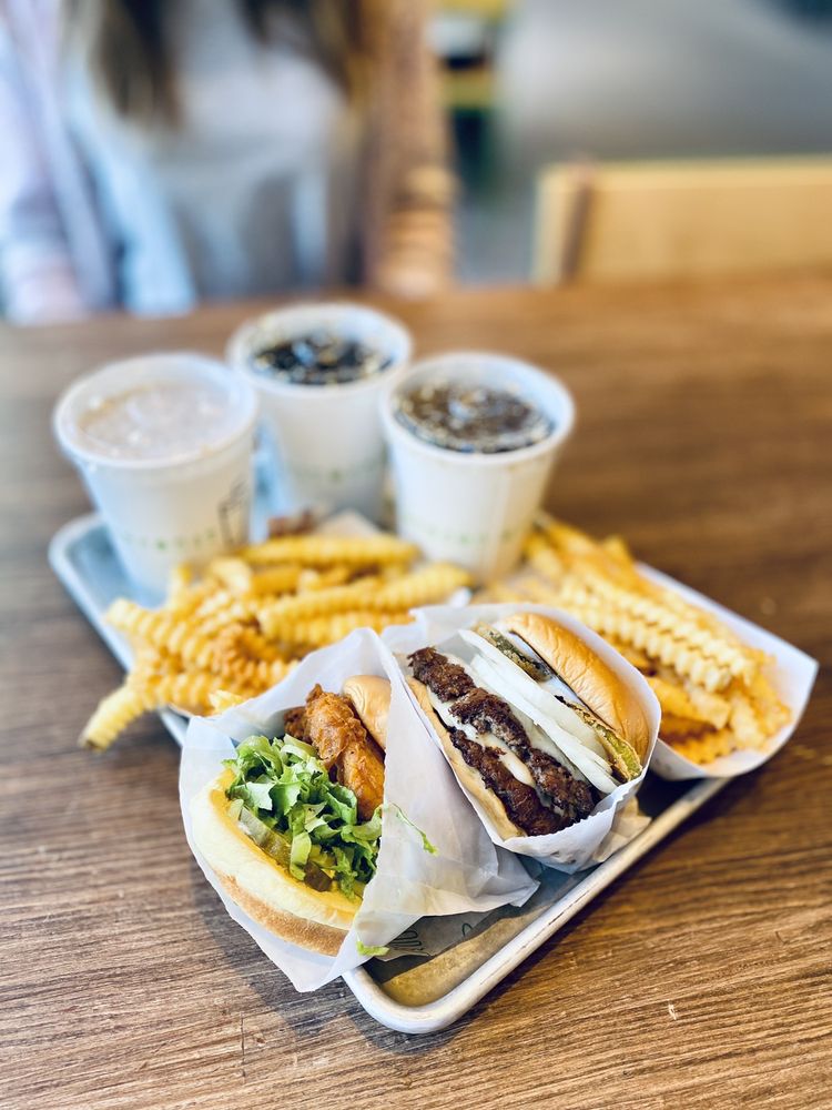 SHAKE SHACK LAS VEGAS PREMIUM OUTLETS - Updated November 2024 - 449 ...