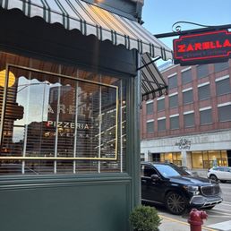 ZARELLA PIZZERIA & TAVERNA - Updated July 2025 - 216 Photos & 81 ...