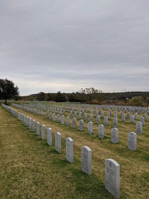 DALLAS-FORT WORTH NATIONAL CEMETERY - Updated December 2024 - 220 ...