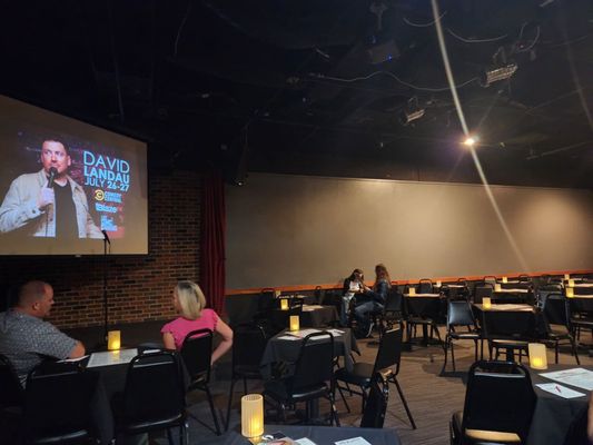 SIDE SPLITTERS COMEDY CLUB - Updated September 2024 - 127 Photos & 185 ...