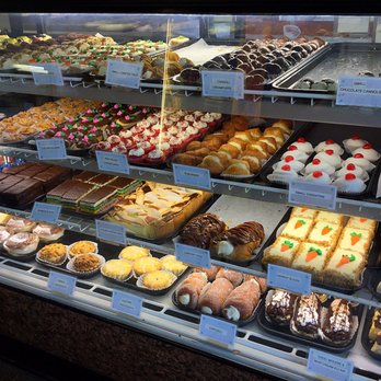 CAFE PICCOLO PASTRY & BAGELS - Updated December 2025 - 58 Photos & 31 ...